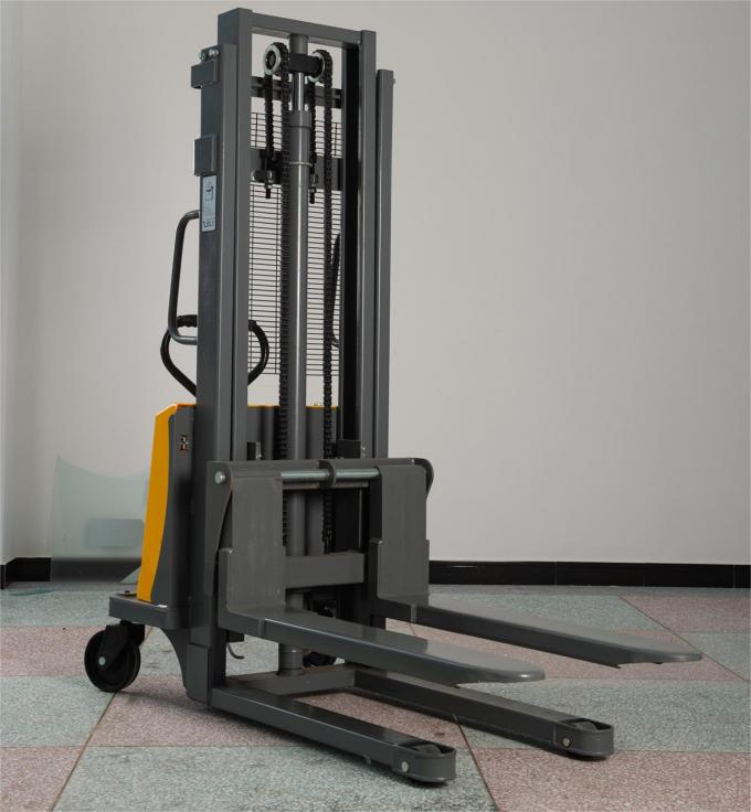 3000mm 3 meters 2000kg 2 tons Semi-Electric Stacker CE certificate ...