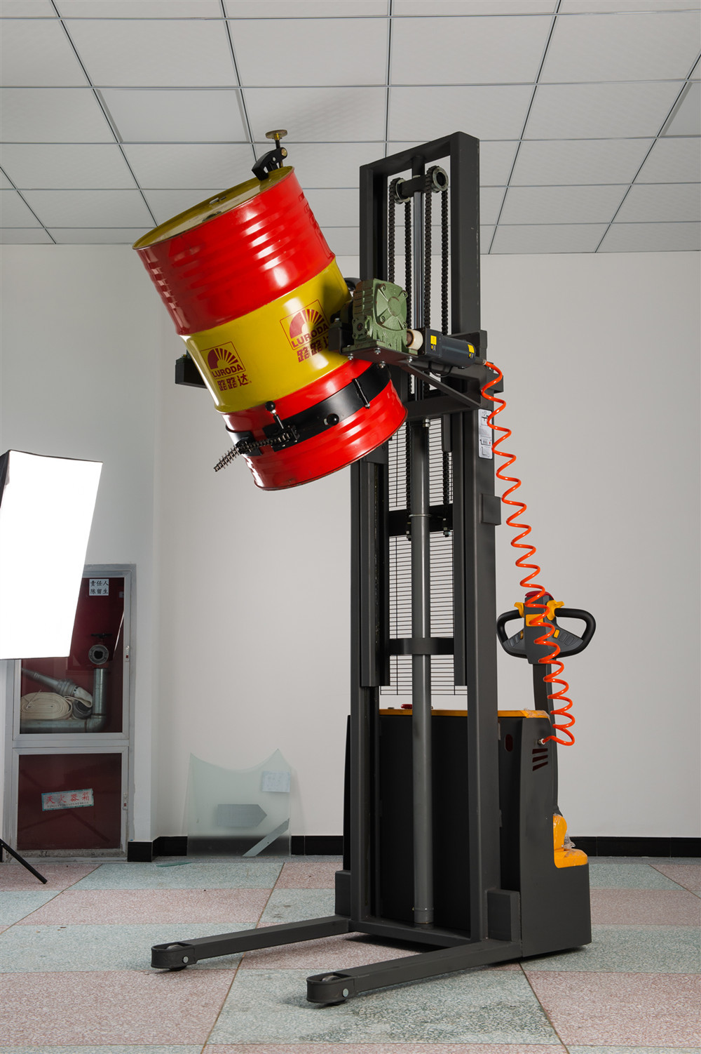 Load capacity 550 kg Lifting height 3 m electric hydraulic barrel lift ...